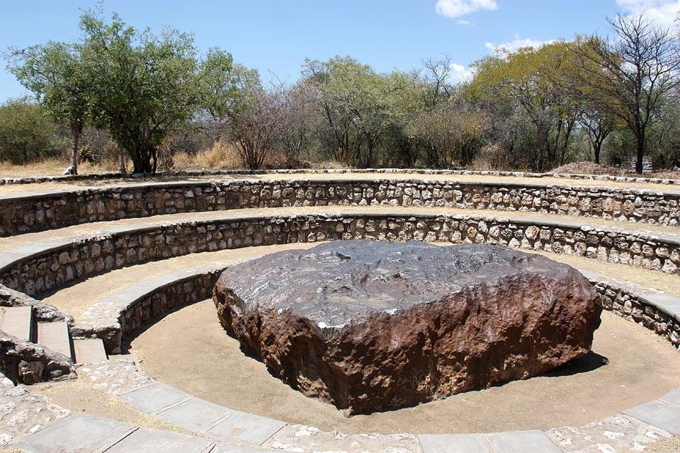 Meteorite from Namibia finances planetarium in Holland
